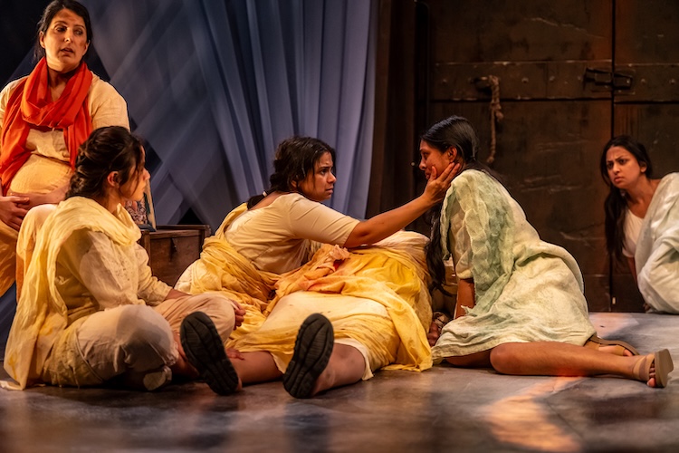 Istvan Reviews TRIDENT MOON ⏤ Crow’s Theatre